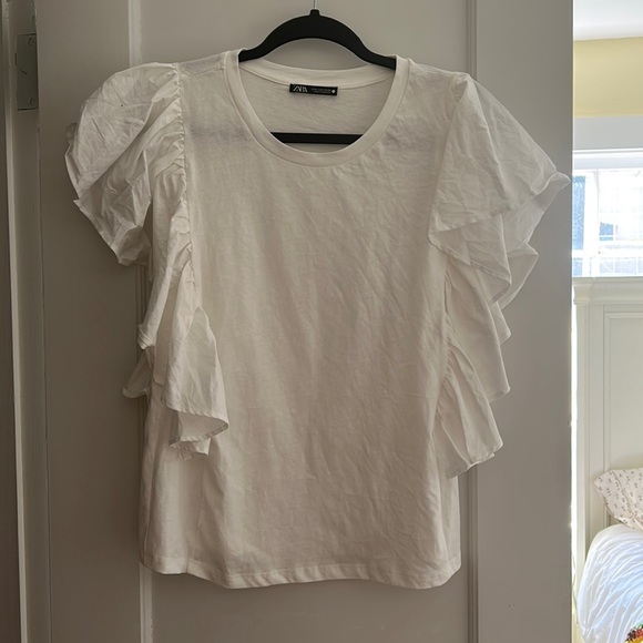 Zara | Tops | Zara White Ruffle Sleeve Top | Poshmark